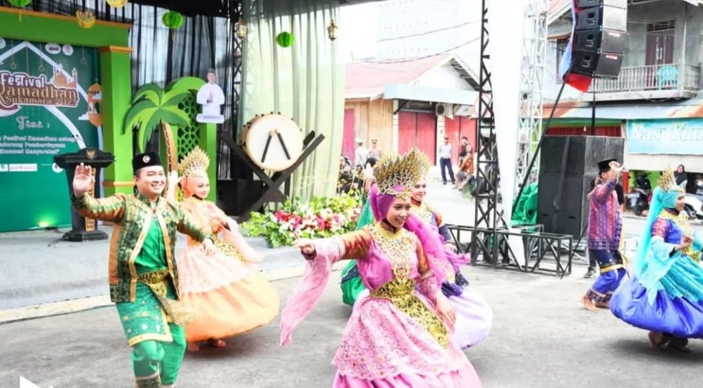 Bupati Sukamara Masduki, S.T Buka Resmi Pasar Ramadhan - Palangka-News